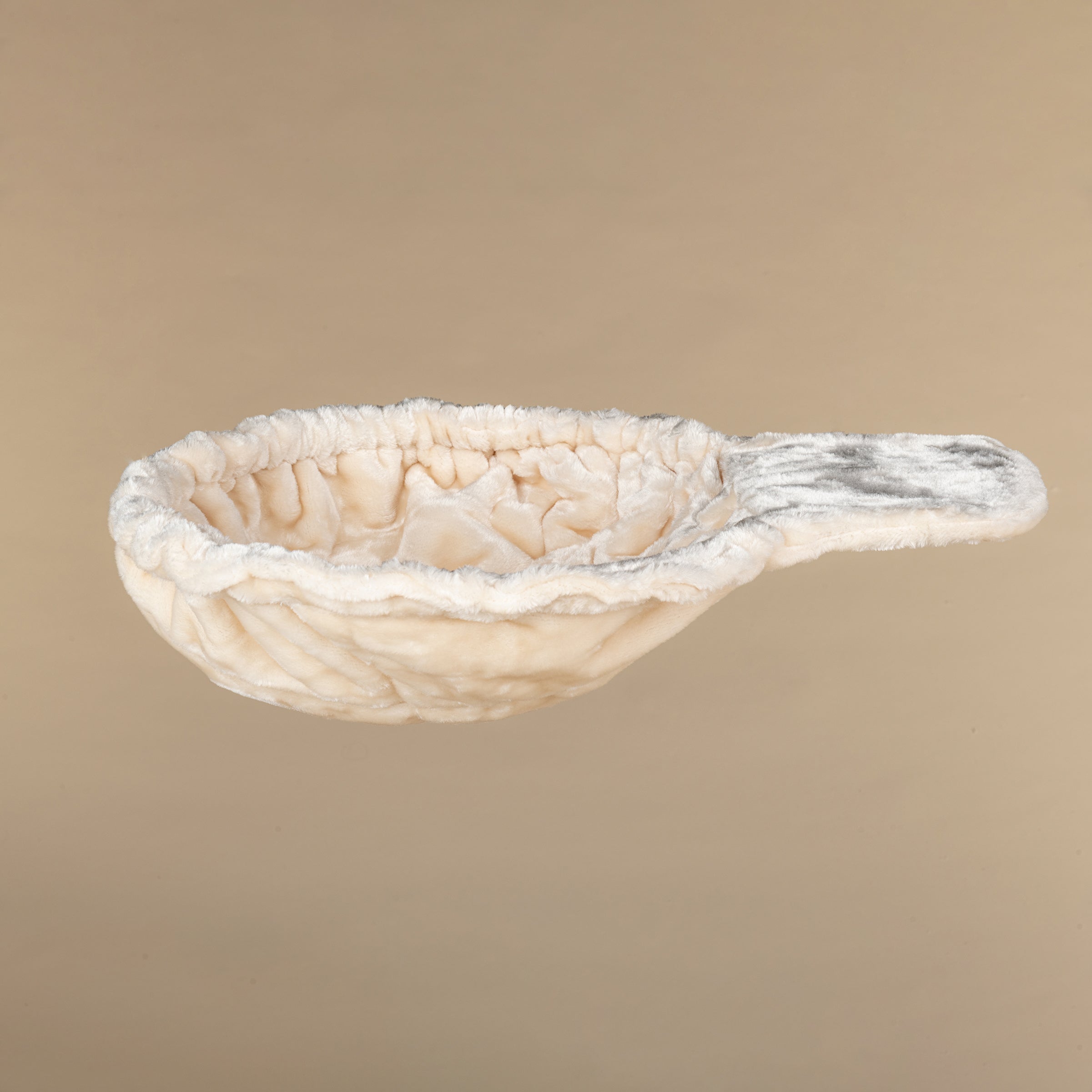 Cream-Coloured 12-15Ø Luxury Hammock 45cmØ – Large hammock RHR Pets